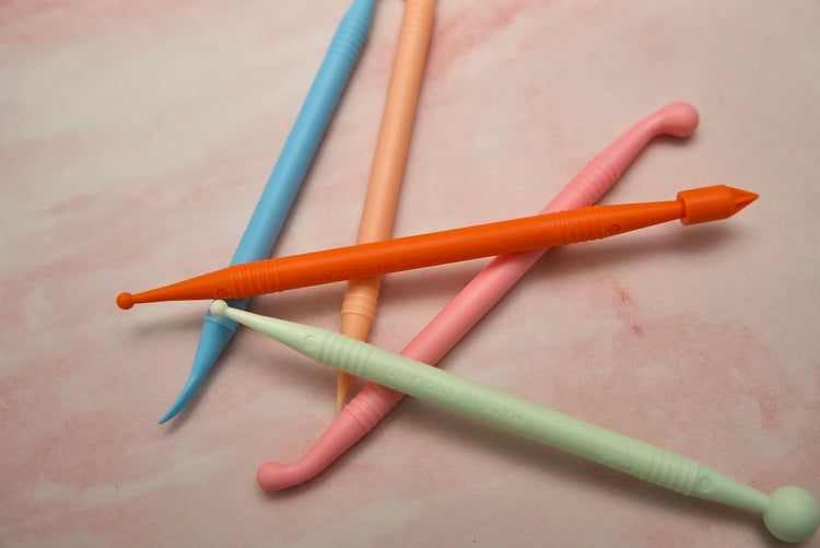 The Only Tools You’ll Need to Create Amazing Sugar Art – FMM Sugarcraft